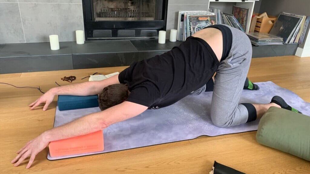 Anahatasana Pose: The Melting Heart Yin Yoga Pose Guide